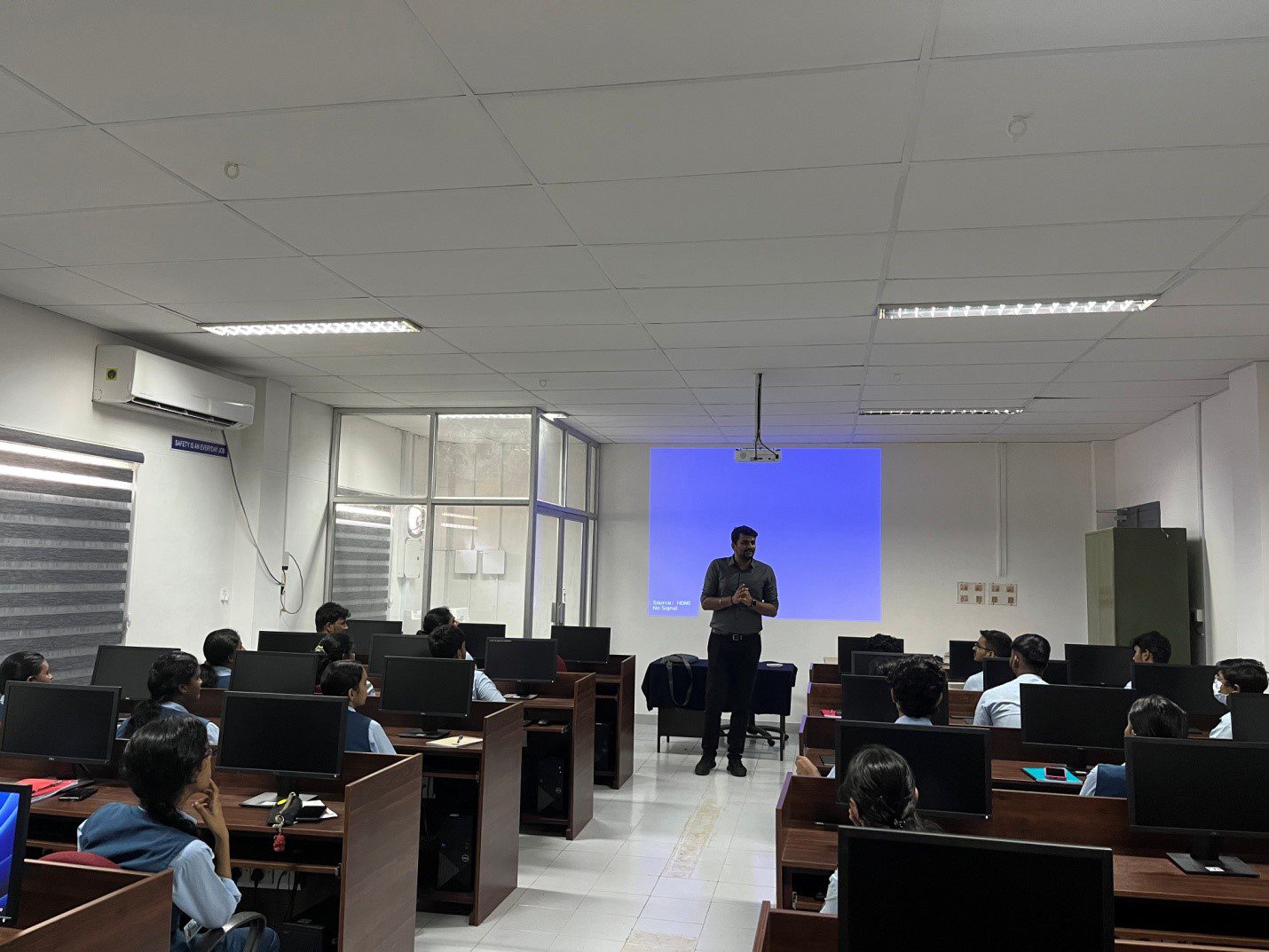 Placement Gallery : TKM Institute of Technology